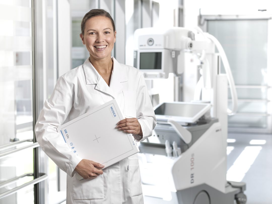 Agfa Lanza su nuevo equipo móvil digital DR 100s, una nueva fuerza en ...